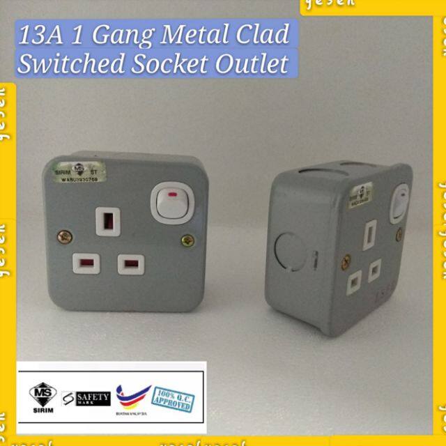 13A 1 Gang Metal Clad Switched Socket Outlet